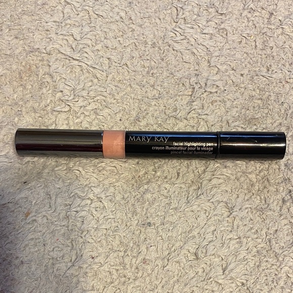 Mary Kay | Makeup | Mary Kay Facial Highlighting Pen Subtle Pink | Poshmark